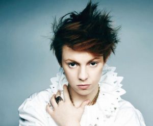 La vocalista de La Roux, reveló que ya no habla más con Ben Langmaid ...