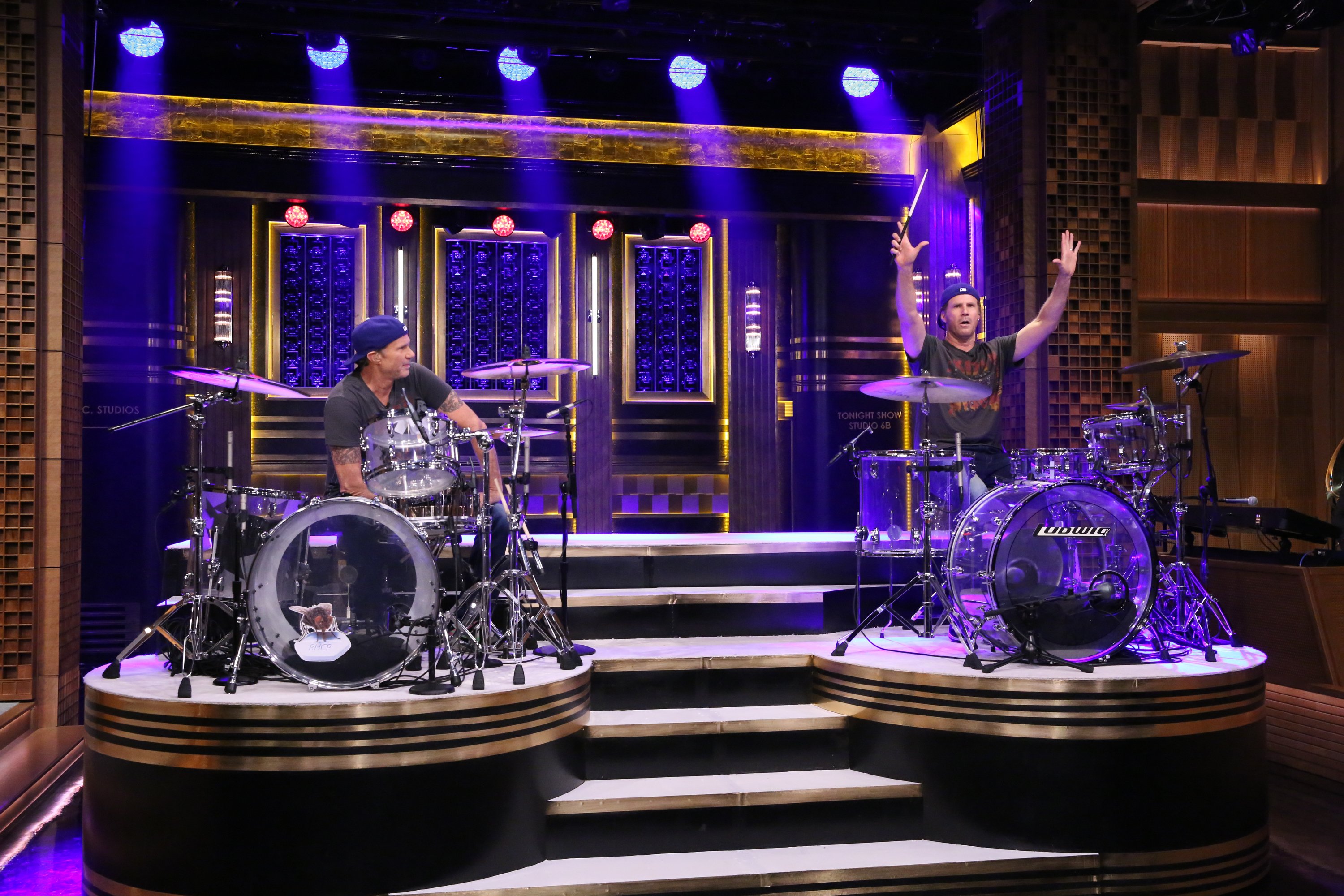 Chad Smith v/s Will Ferrell — Rock&Pop