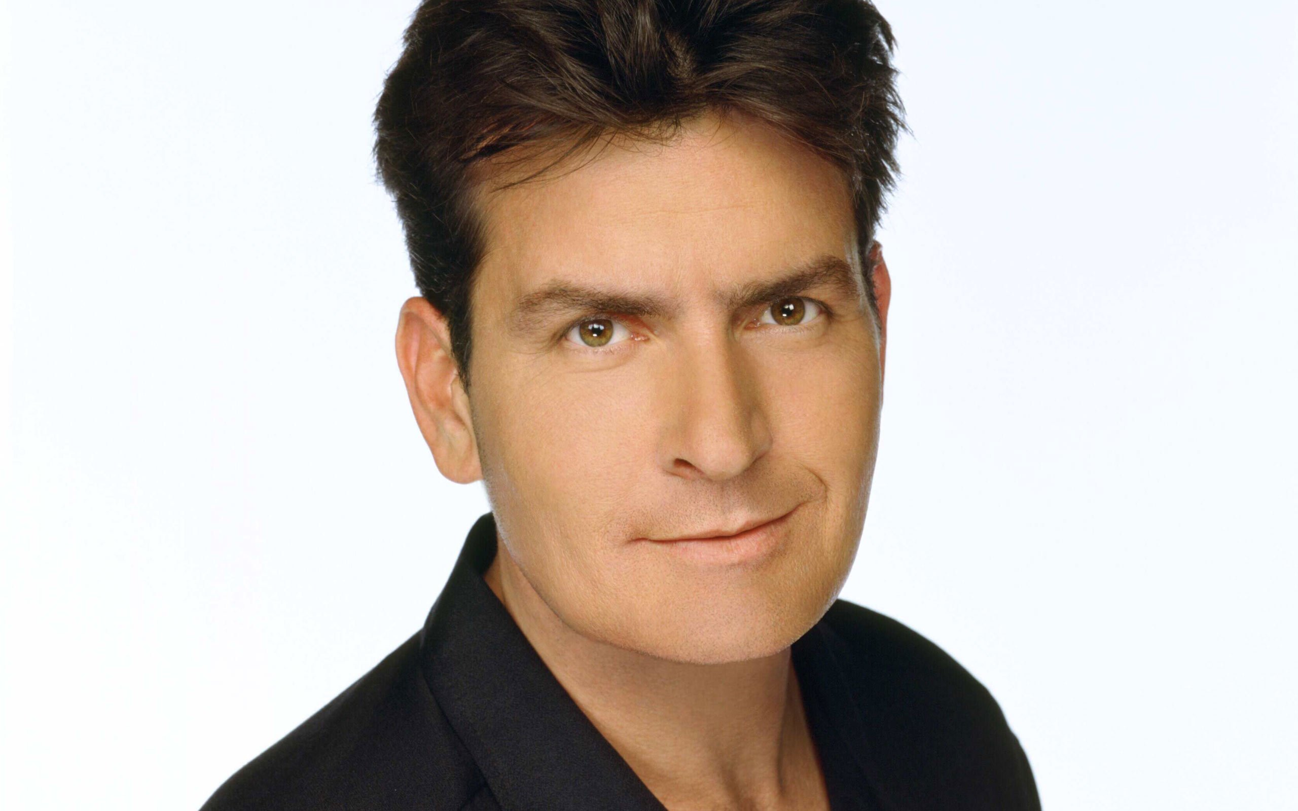Charlie Sheen dice que eliminó el VIH de su cuerpo — Rock&Pop