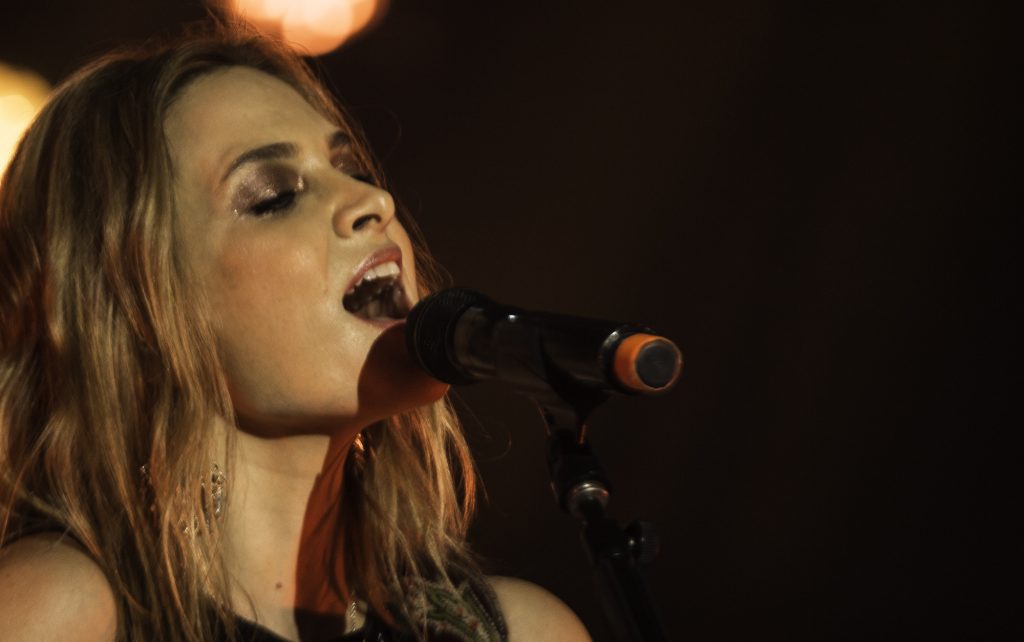 Así fue la fiesta de Nicole celebrando sus 27 años de carrera — Rock&Pop