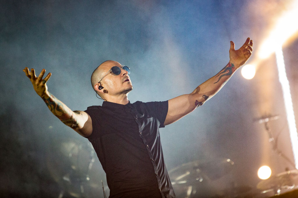 Concierto de homenaje a Chester Bennington confirmó a sus primeras ...