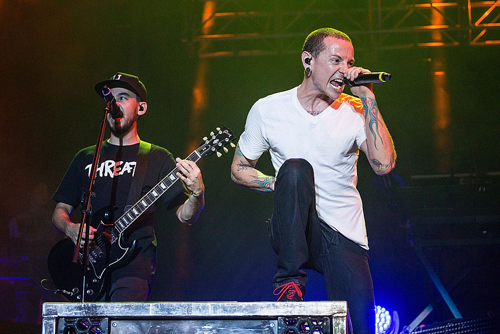 Mike Shinoda aseguró que Chester Bennington tiene un lugar junto a Dave ...
