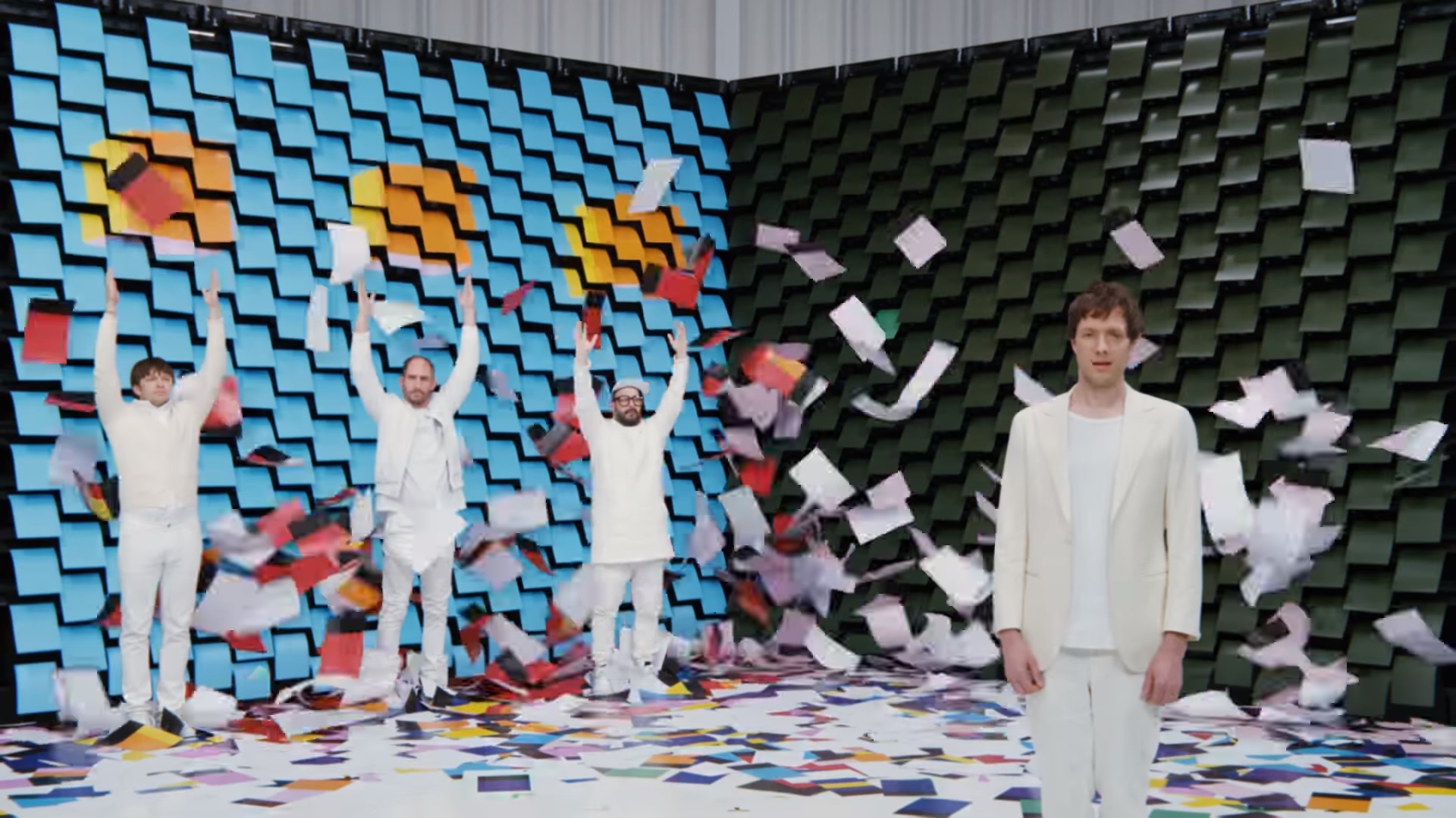 Mira el video de "Obsession" de OK Go usando 567 impresoras al mismo ...