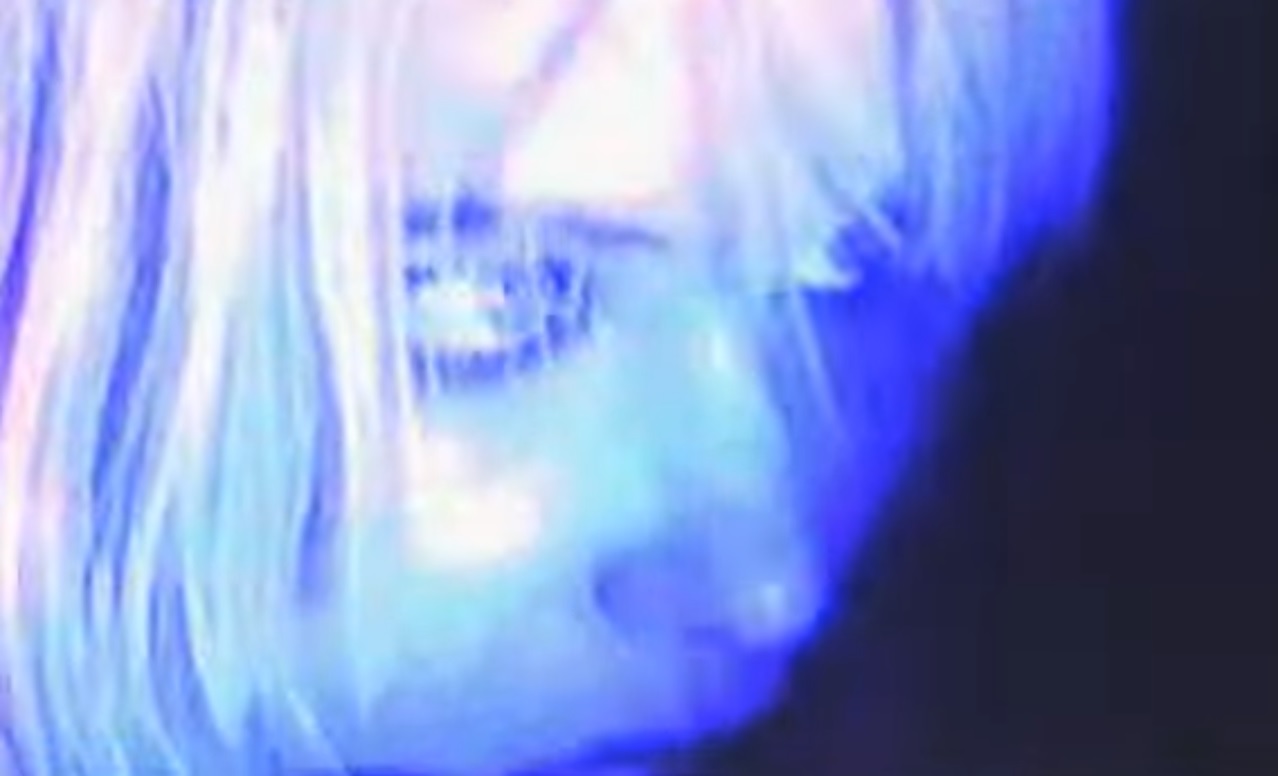Mira el video de "Forgiveness", lo último de Alice Glass — Rock&Pop