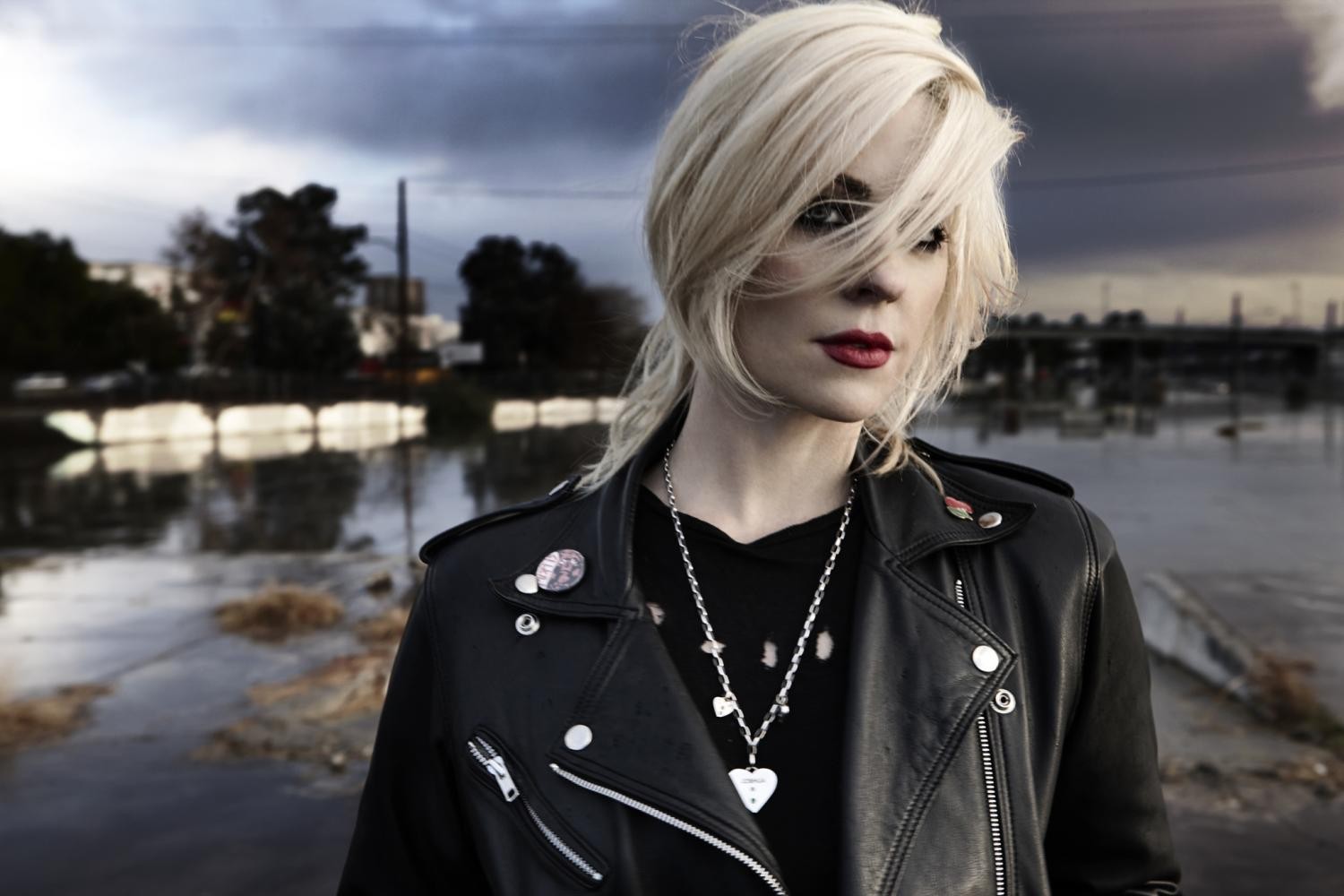 La primera reunión del año: The Distillers realizará su primera gira en ...