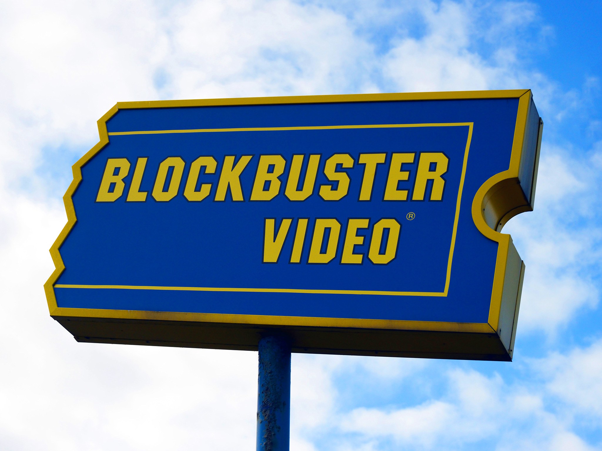 Casi el fin de una era: Sólo queda una tienda Blockbuster en el mundo ...