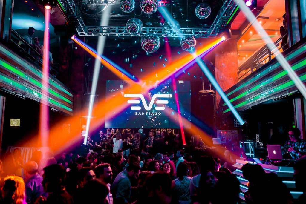 #CONCURSO Anda a la celebración de los 49 años de Club Eve — Rock&Pop