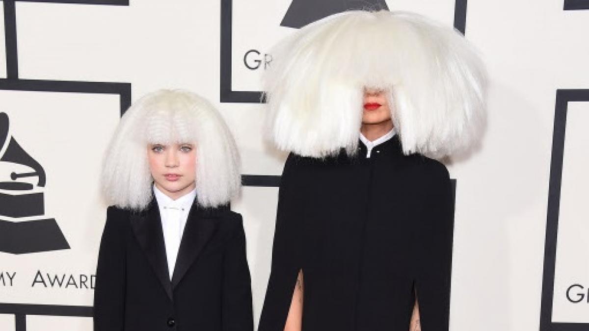 Continúa la polémica: Sía confesó que eligió a Maddie Ziegler para su película por "nepotismo ...