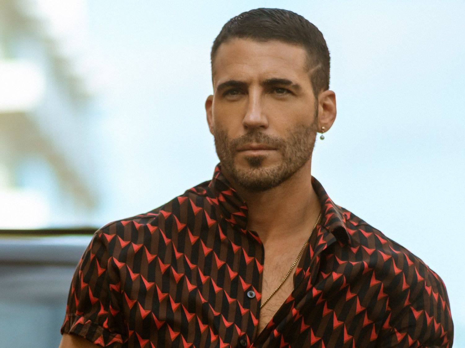 Miguel Ángel Silvestre: ¿Quién es este actor que interpreta a Moisés en ...