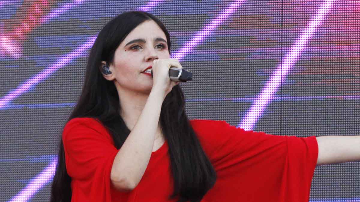 ¡Al siguiente nivel! Javiera Mena confirmó que este año lanzará un ...