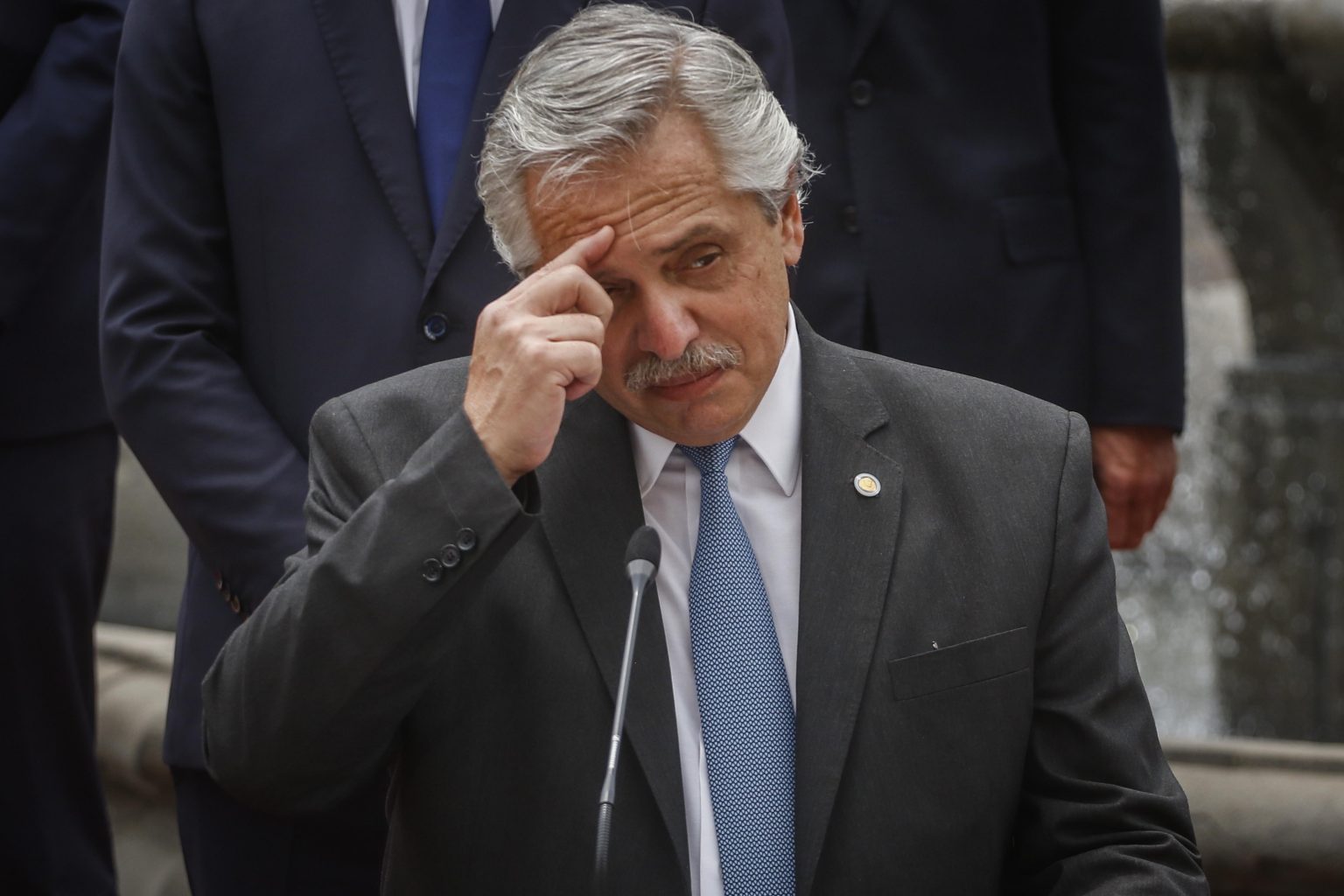 Alberto Fernández emite polémica "cita" sobre latinos e Internet ...