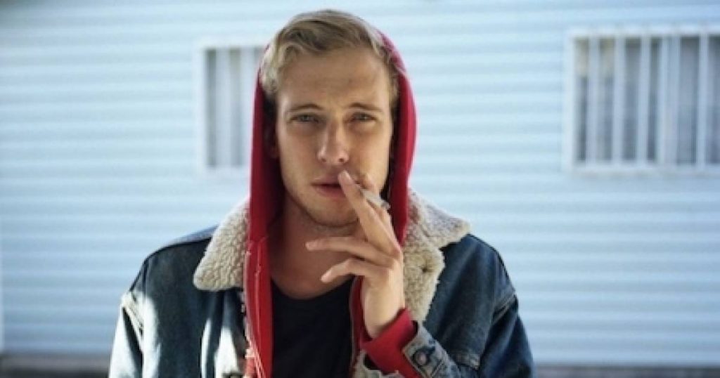 ¿Quién es Orville Peck? El vaquero enmascarado que la rompe — Rock&Pop