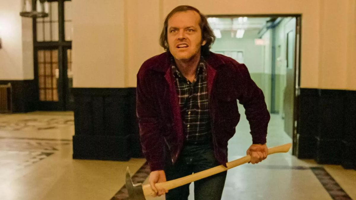 ¿Monto millonario? Subastarán hacha de Jack Nicholson en El Resplandor ...