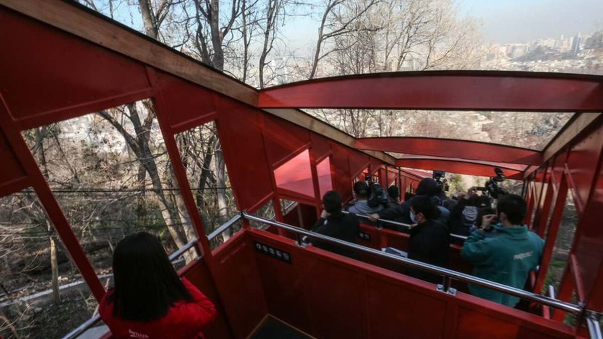 Minvu y Parque Metropolitano reabren el Funicular de Santiago: Horarios ...