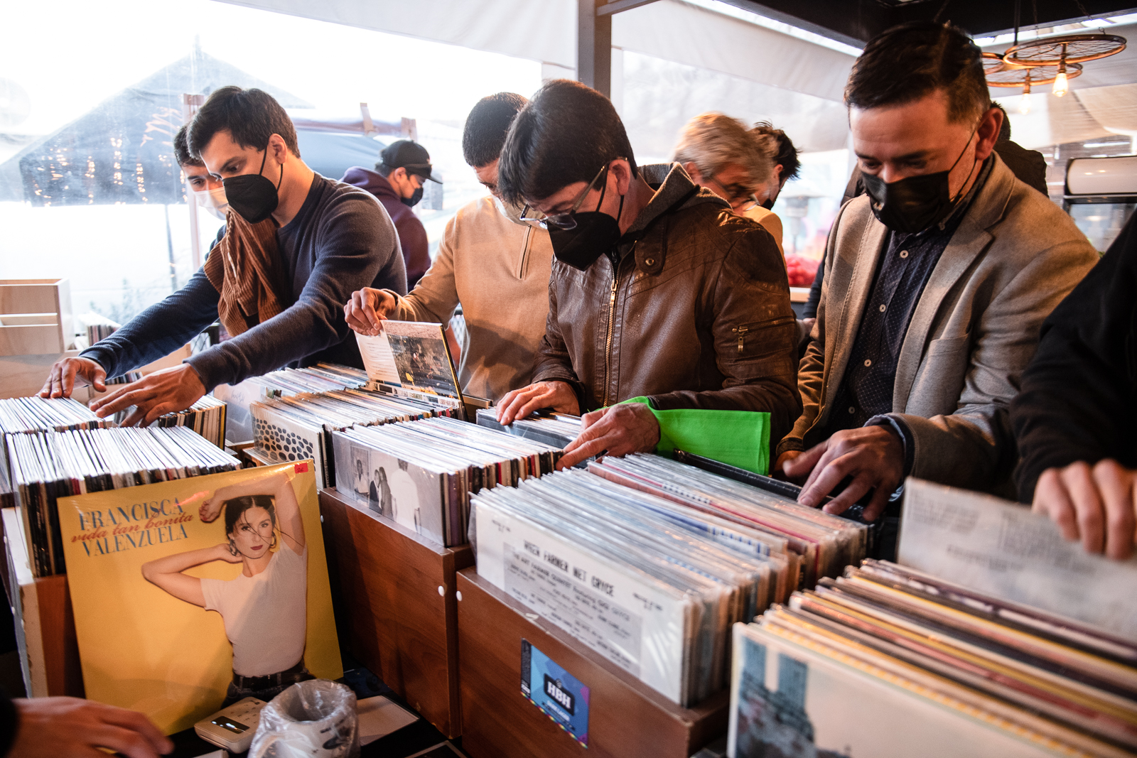 Feria Vinilo Garage inaugurará Mes de la Cerveza en HBH — Rock&Pop