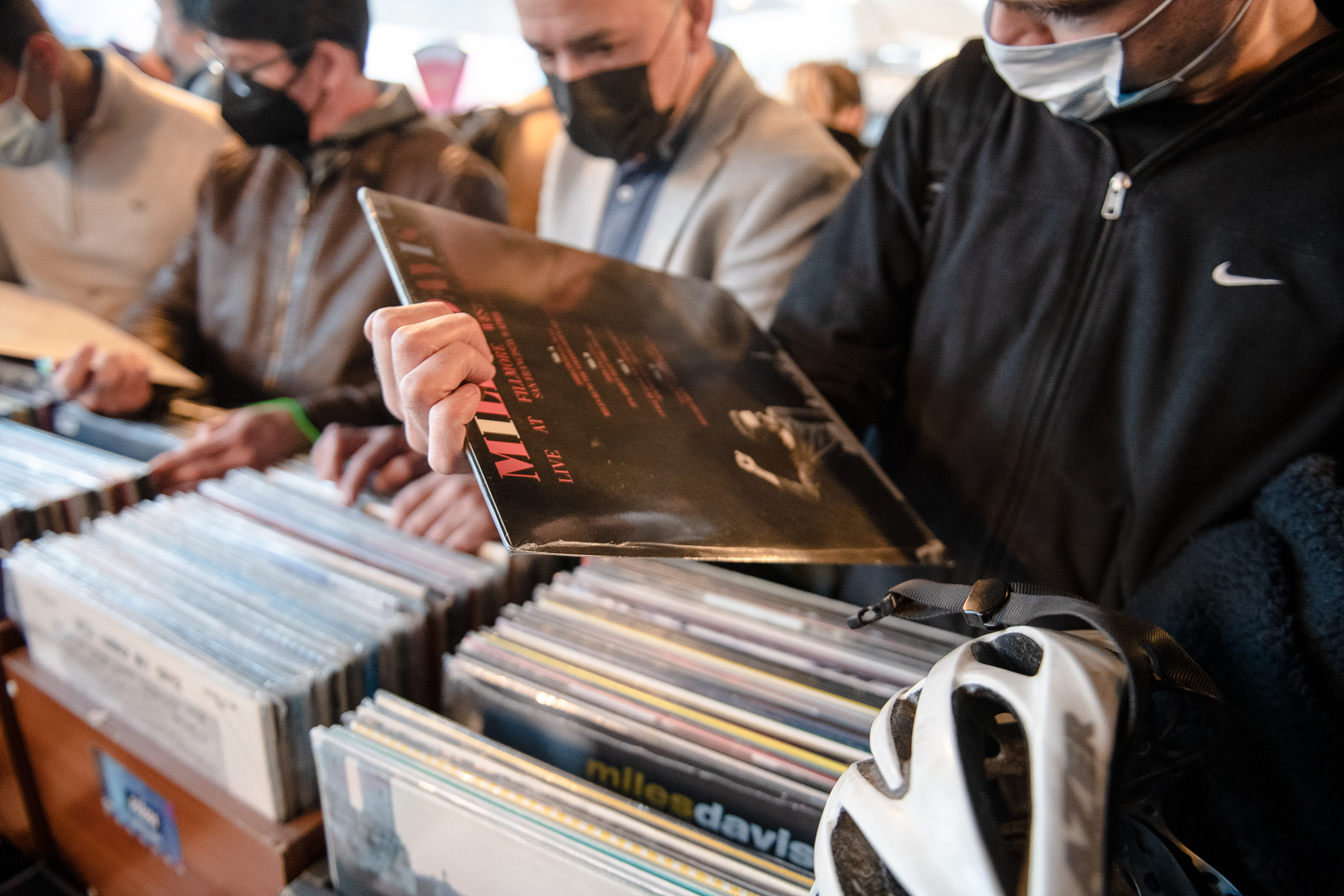 Feria Vinilo Garage inaugurará Mes de la Cerveza en HBH — Rock&Pop