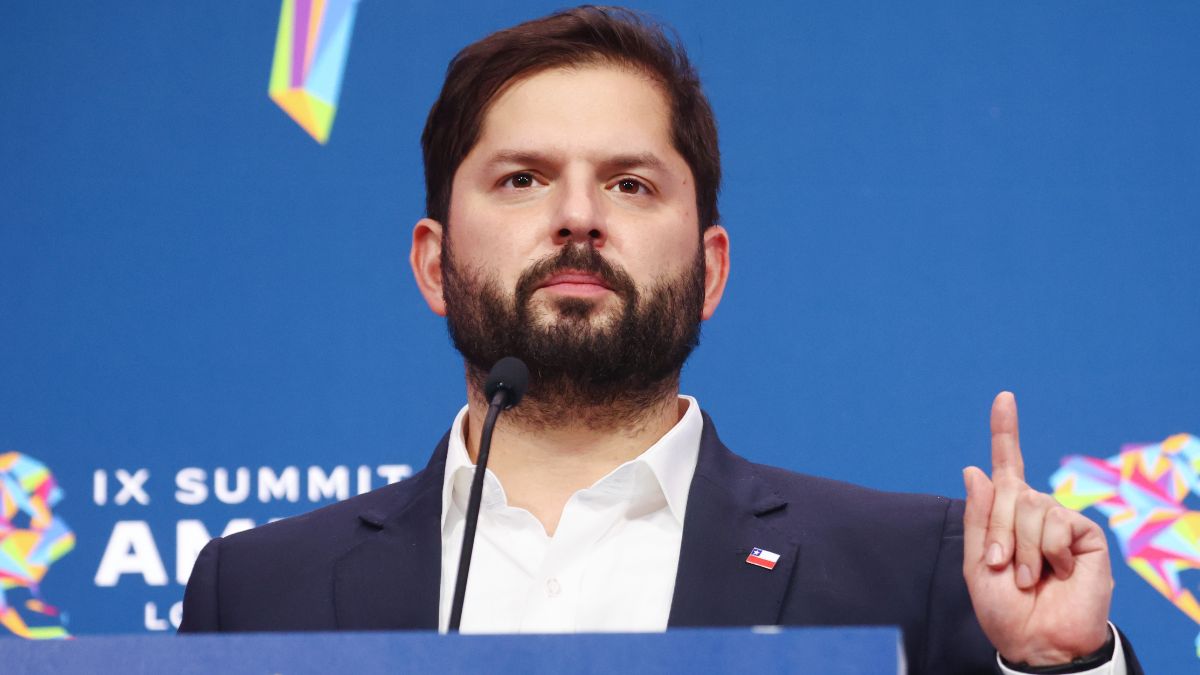 Plebiscito de Salida: Vocal de Mesa dice ser doble de Gabriel Boric ...