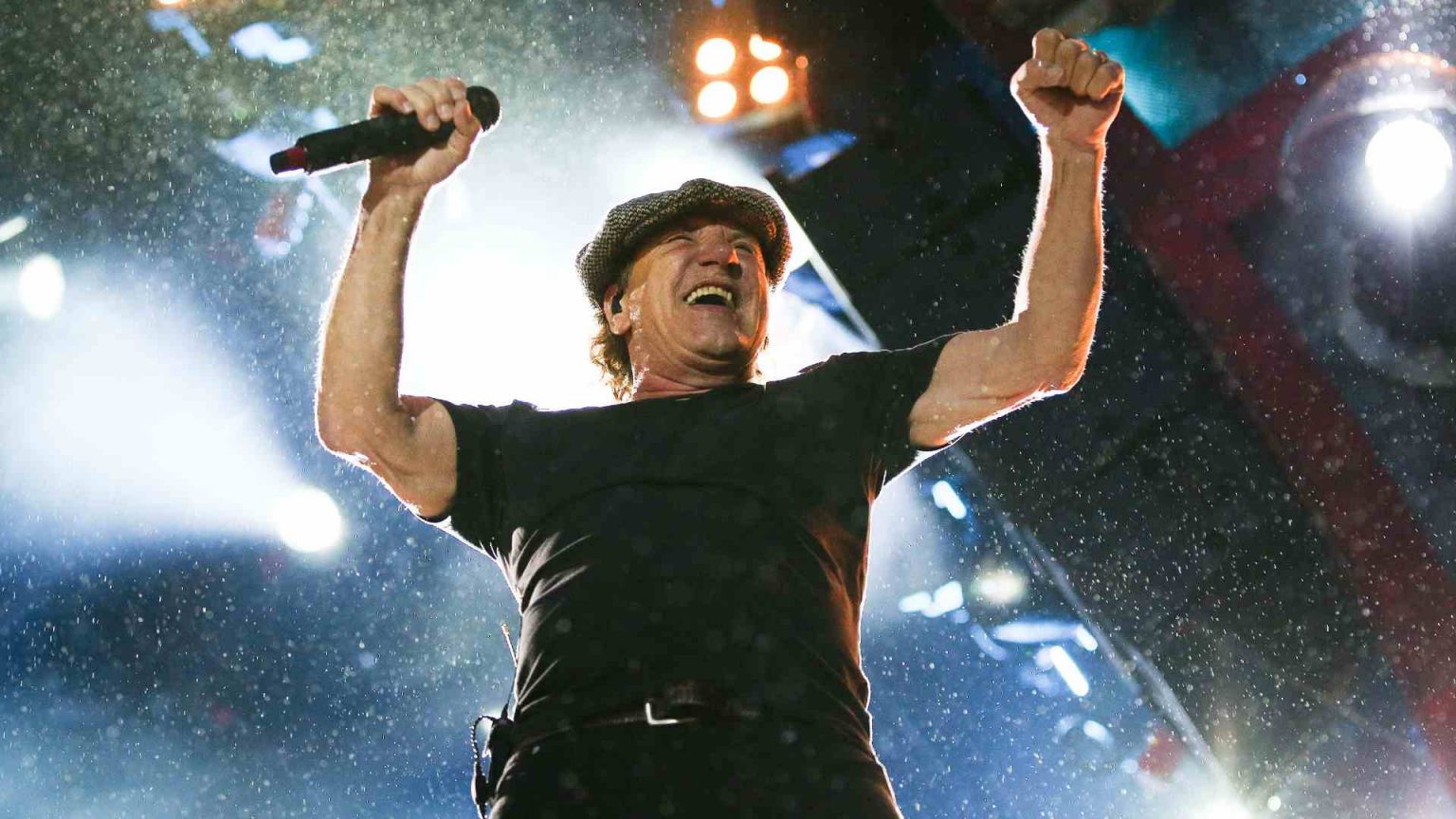 Brian Johnson aclara rumores sobre quién escribió "Back In Black ...