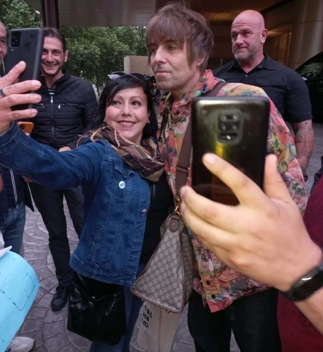A Daniela Castro no le gusta esto: Las fotos que Liam Gallagher se tomó ...