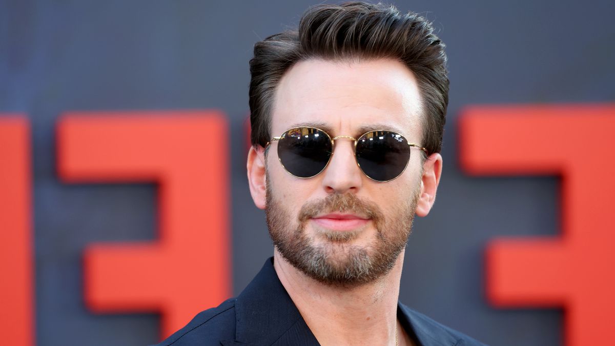Llevan un año juntos: Chris Evans es captado junto a su novia — Rock&Pop