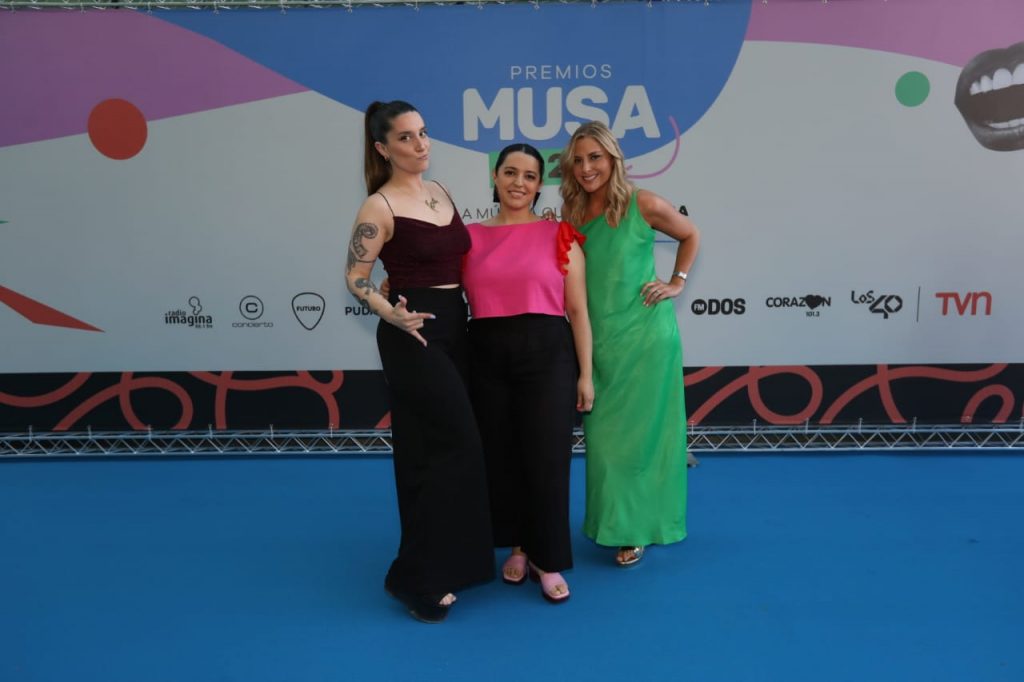 Premios MUSA 2022: Los mejores looks de la alfombra roja — Rock&Pop