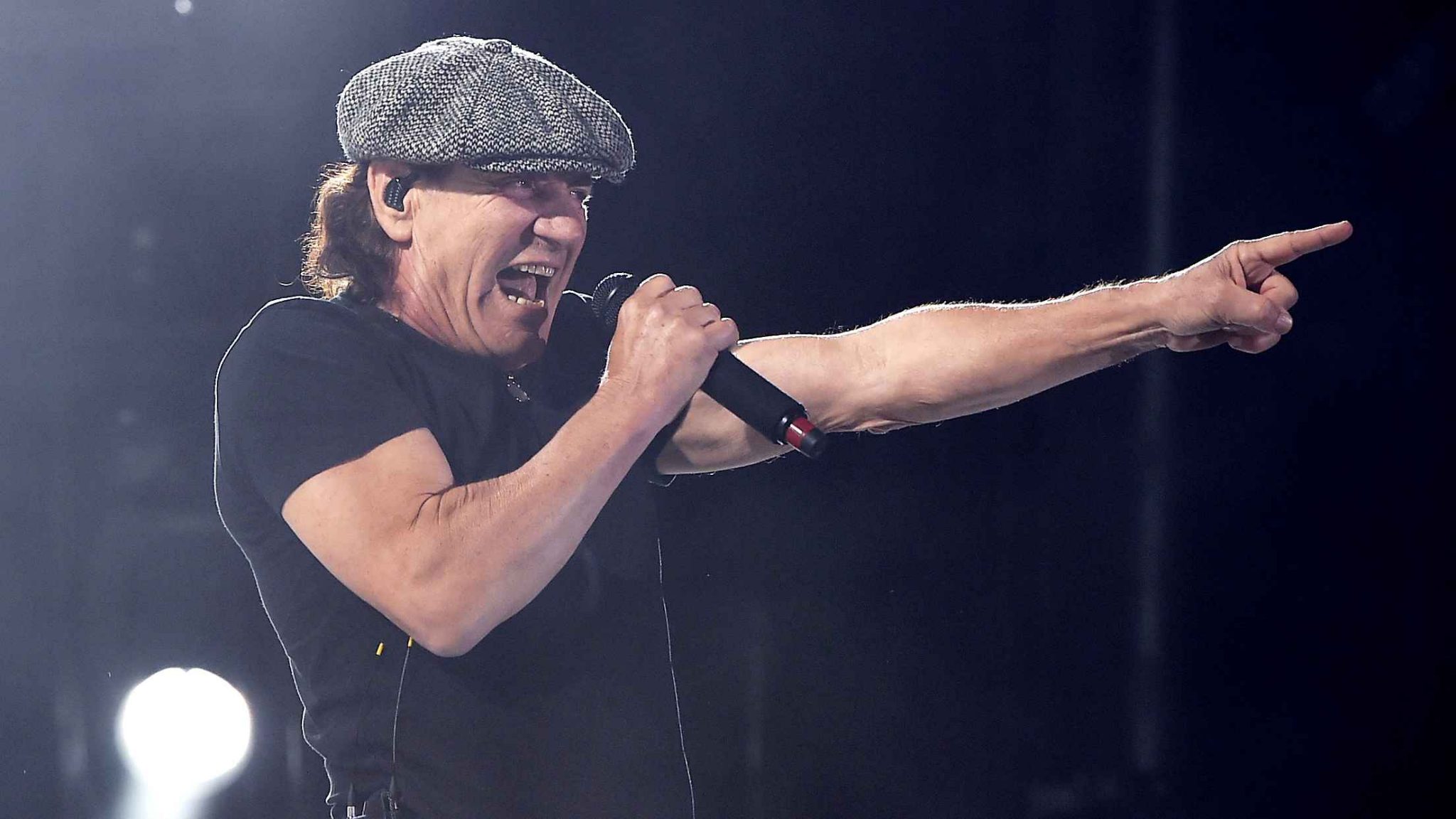 Brian Johnson se rehúsa a hablar sobre los planes de AC/DC — Rock&Pop