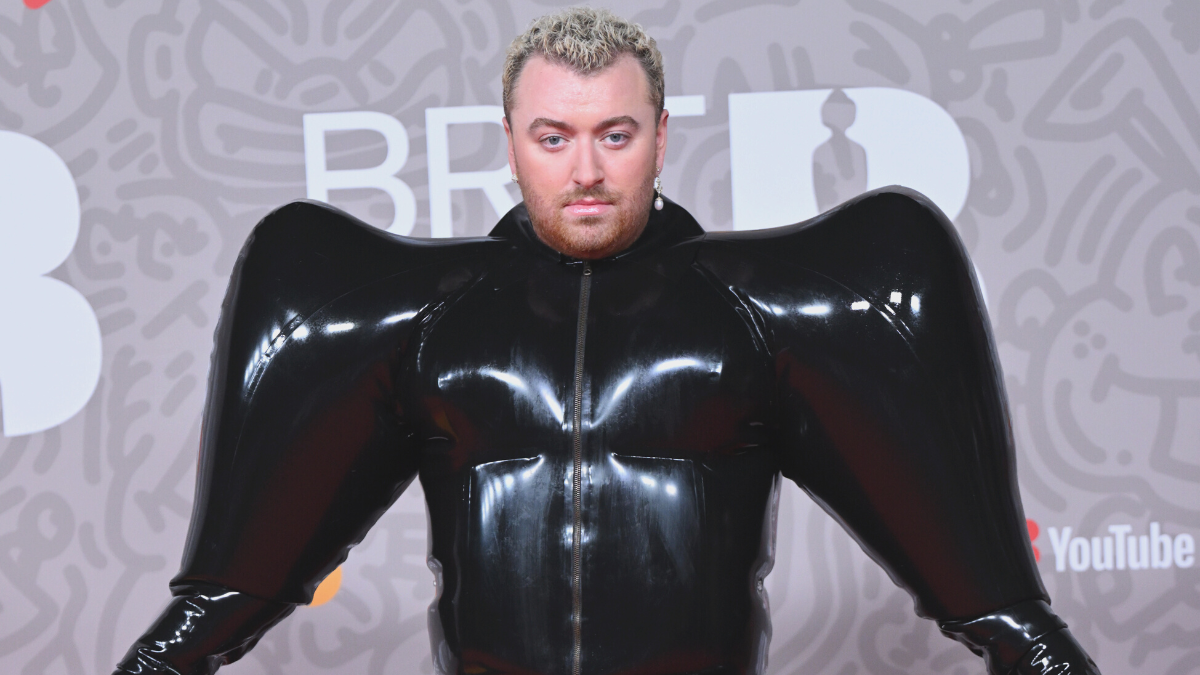 La inspiración detrás del traje de Sam Smith en los Premios Brit — Rock&Pop