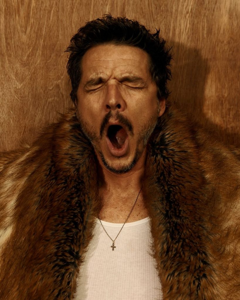 "Es su mundo": Pedro Pascal rompe las redes con su nueva sesión de ...