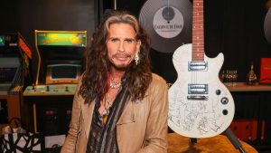 El día en el que Steve Tyler intentó ayudar a Kurt Cobain con sus ...