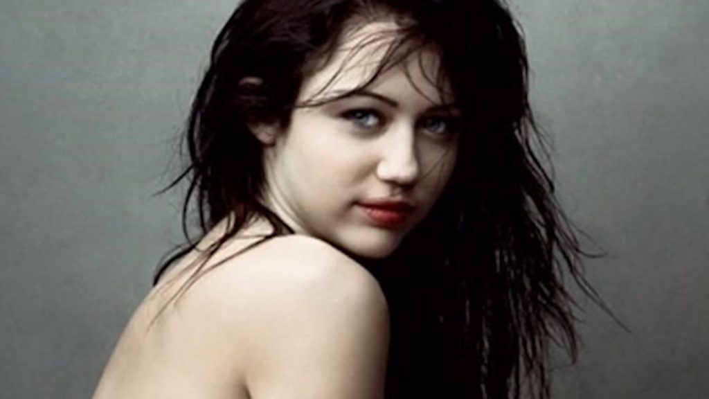 Miley Cyrus habla de su controversial portada de Vanity Fair a los 15 ...