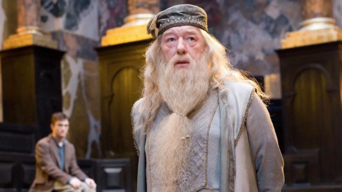 La razón por la que Michael Gambon se alejó y no aparece en la reunión ...