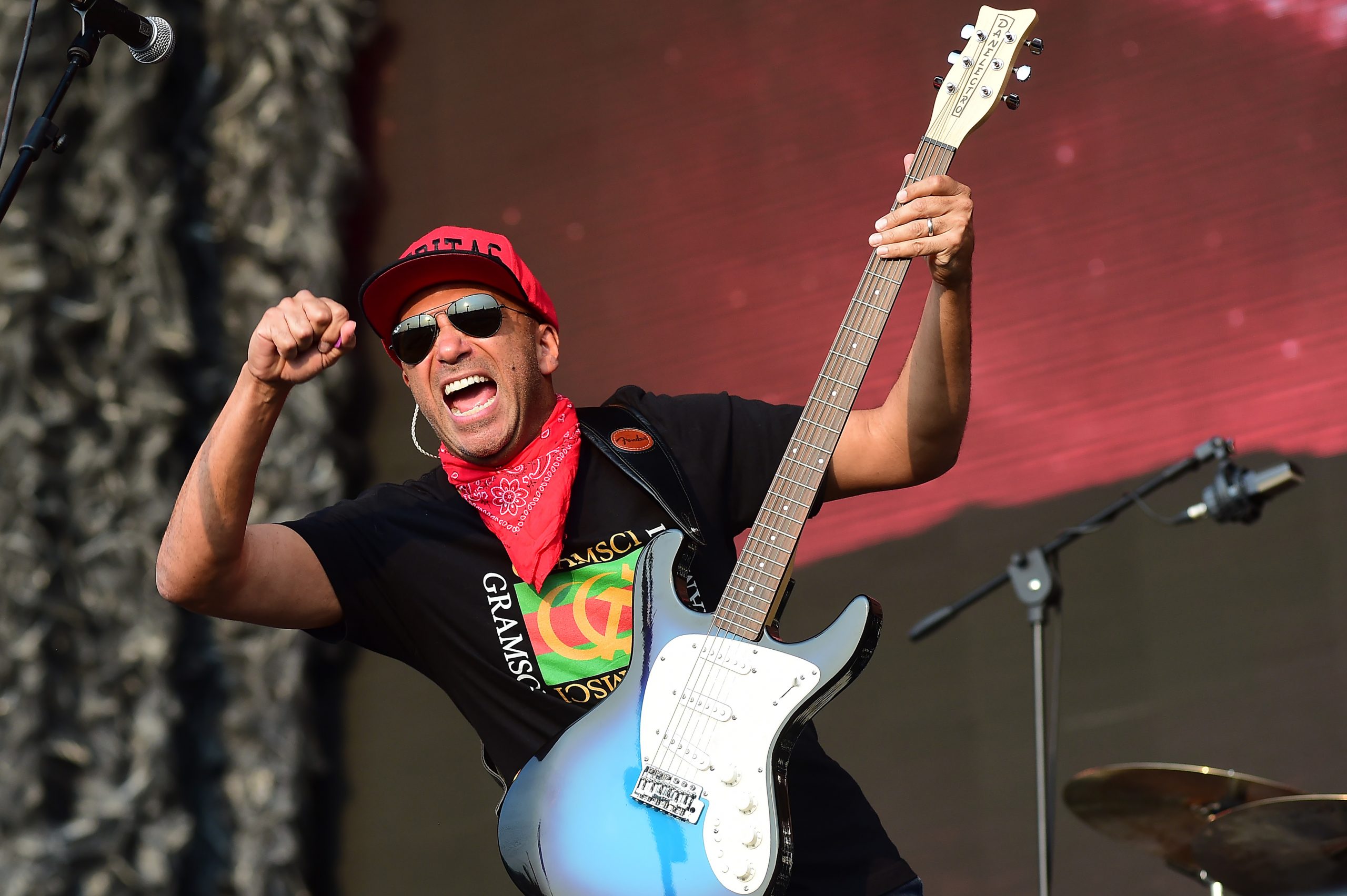 El día que Tom Morello detuvo las actividades financieras de Wall ...