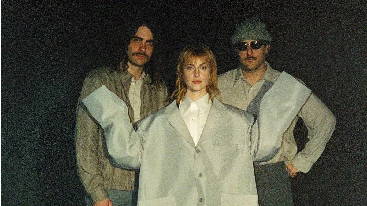 Paramore regresa con un sorpendente cover en honor a Talking Heads ...