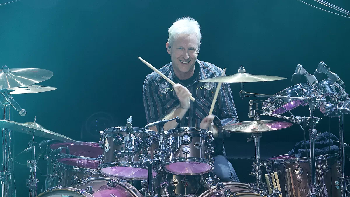 "No me emocioné así..." Josh Freese revela cómo Dave Grohl le pidió ser baterista de Foo ...