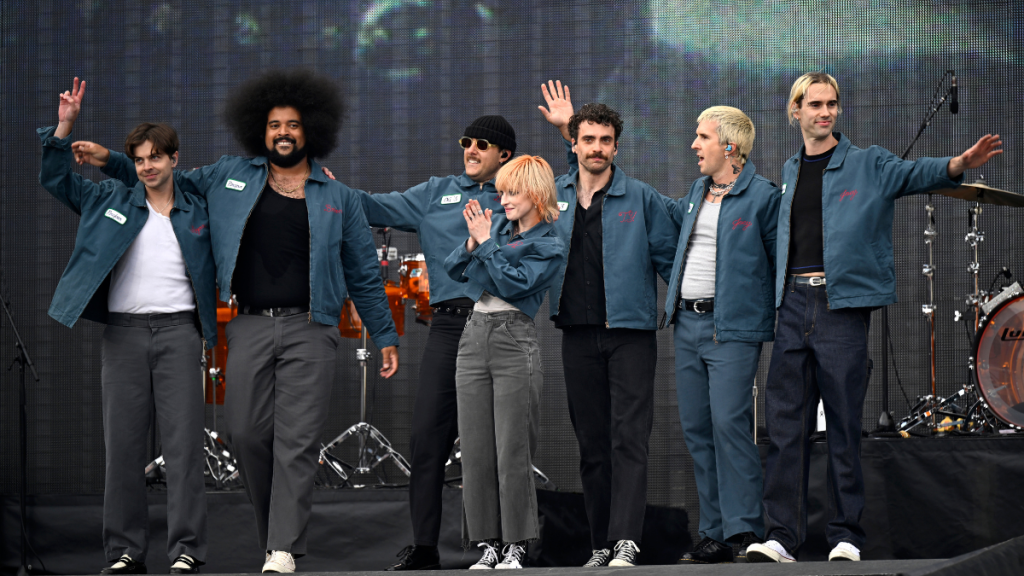 Los tres álbumes de Paramore que volvieron a entrar a las listas de más ...