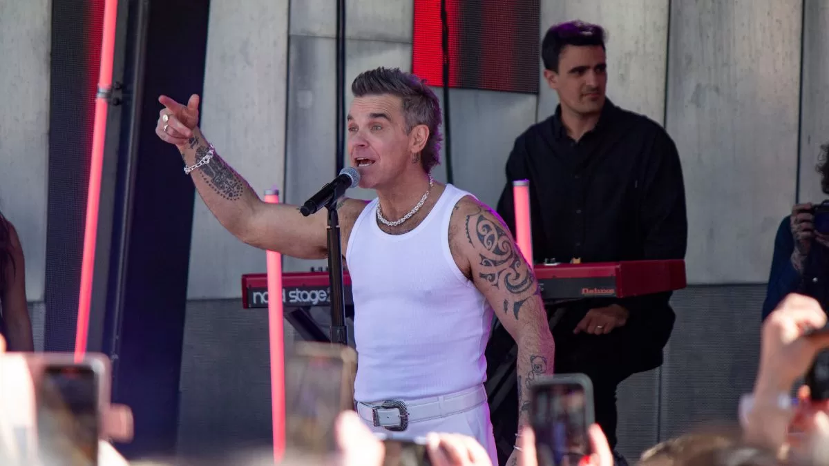 Robbie Williams dice que le gustaría revivir a legendario grupo para ...