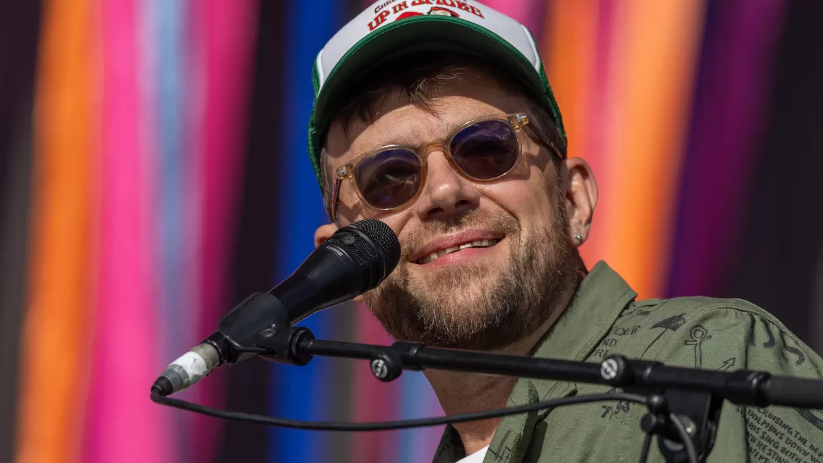 Damon Albarn revela que nuevo álbum de Gorillaz verá la luz ...