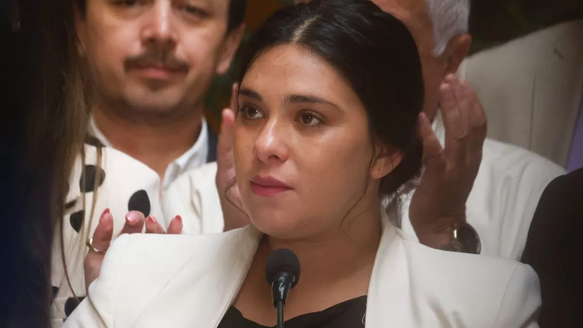 Karol Cariola renuncia a la presidencia de la Cámara tras polémica y ...