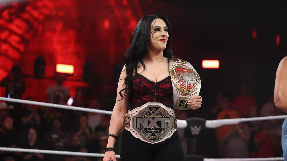 Stephanie Vaquer se corona como la estrella revelación del año en WWE ...