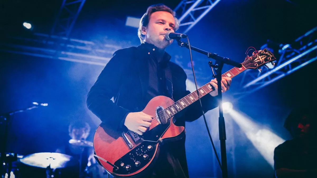 Por éxito de ventas, el debut solista de Geordie Greep en Chile se ...