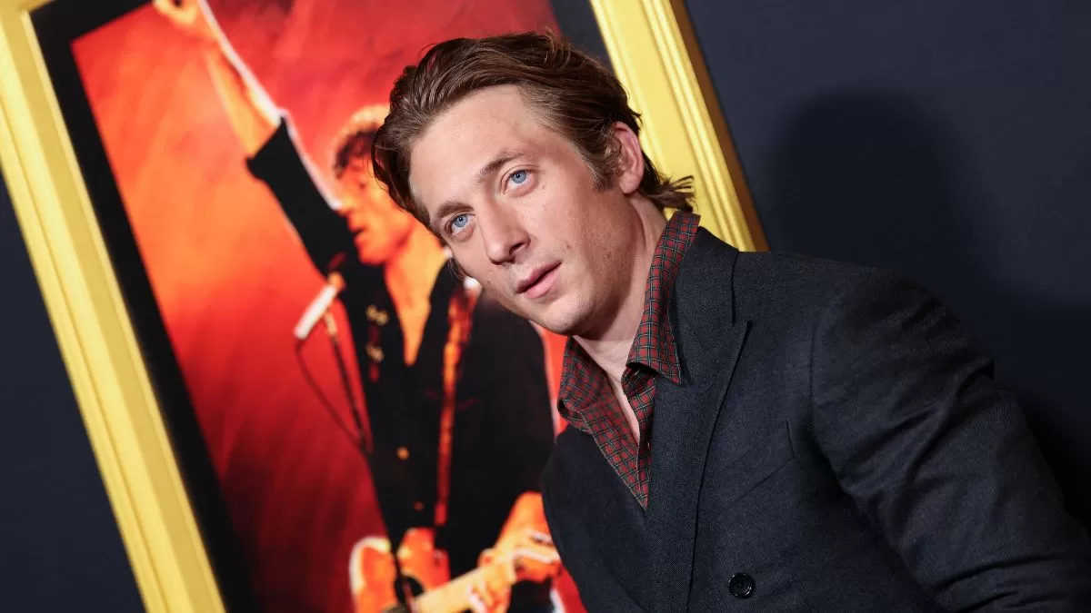 Jeremy Allen White acaba de graduarse del colegio a los 34 años: Esta ...