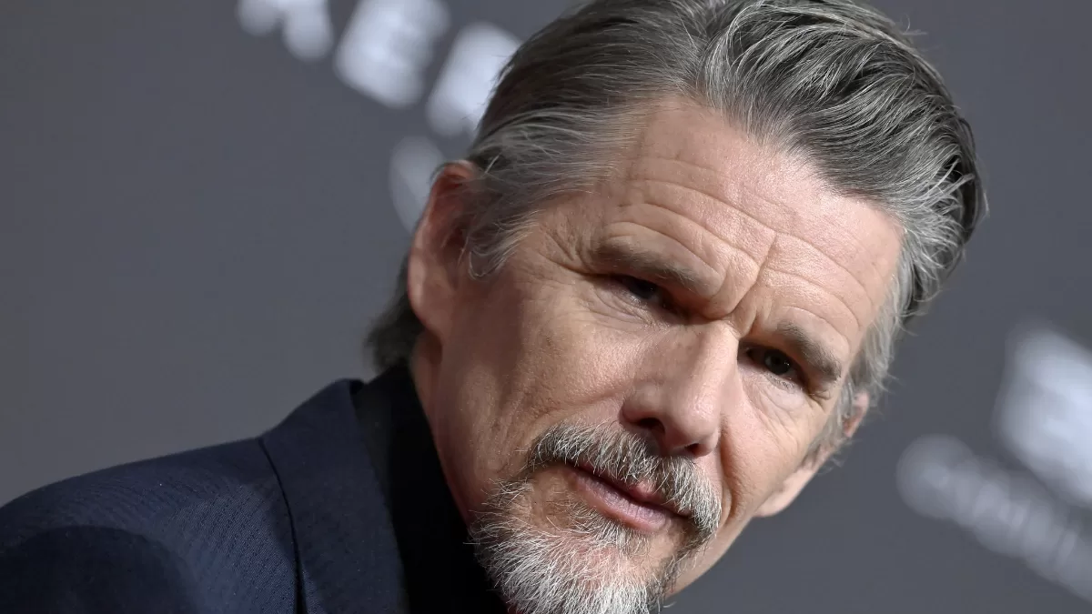 "La historia está llena de gente egoísta y codiciosa": Ethan Hawke se ...