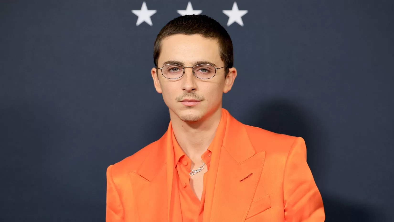 Timothée Chalamet se codea con actores clásicos y bate nuevo récord ...